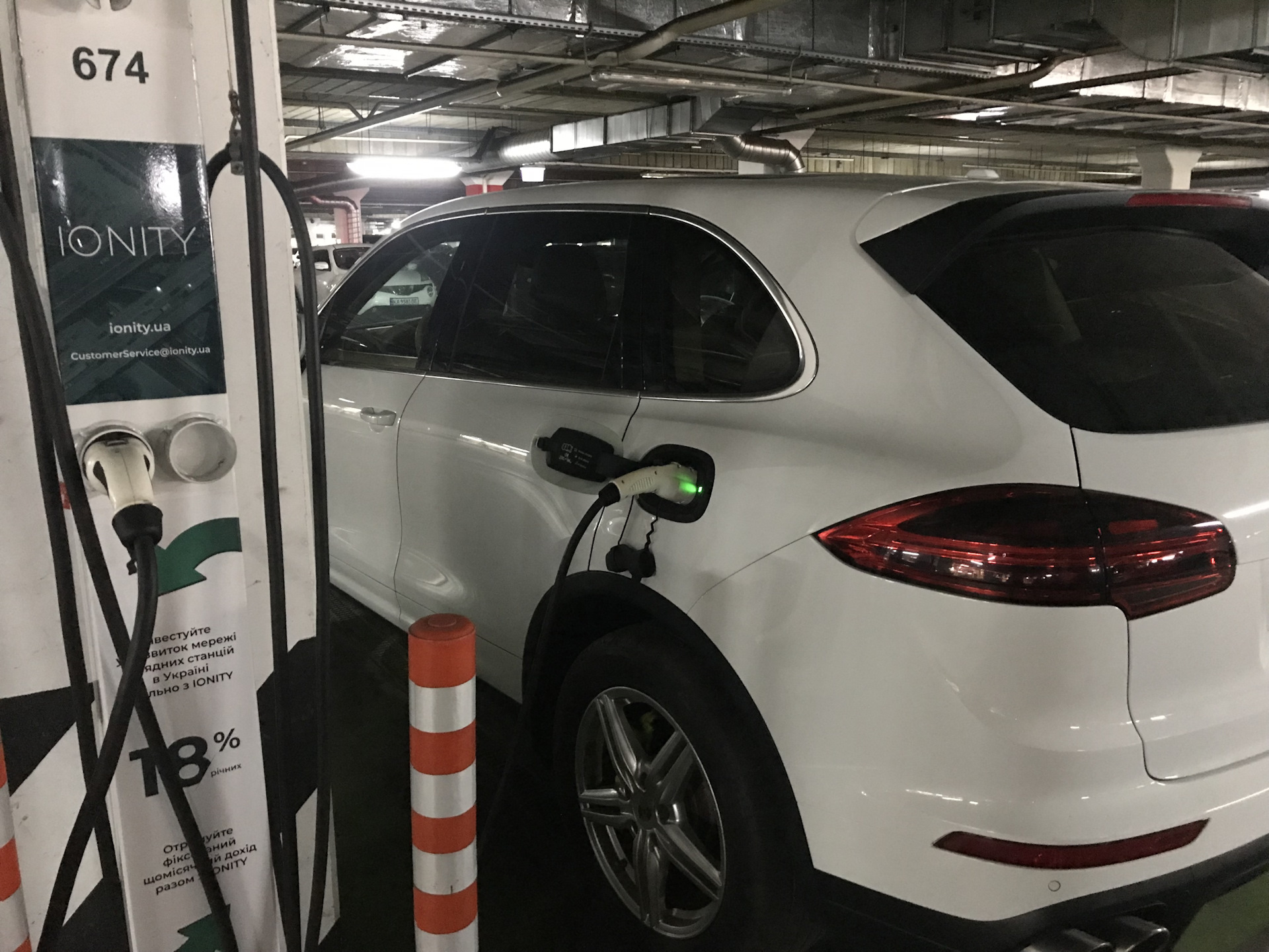 Porsche Cayenne Hybrid Замена ремней и свечей — Porsche Cayenne (2G ...