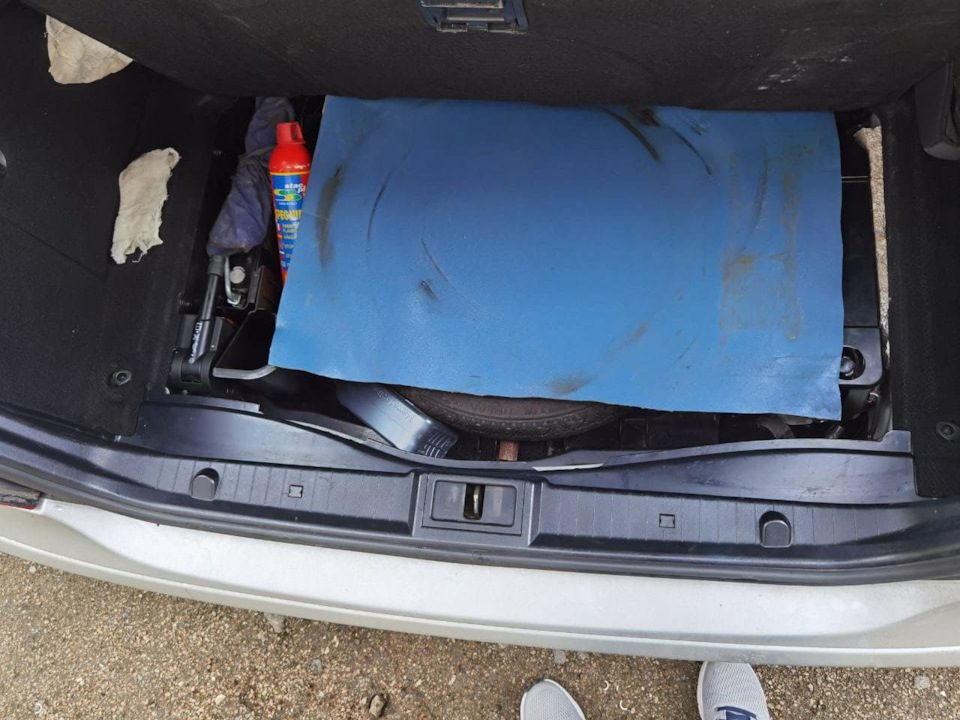 Вода в багажнике W211 — Mercedes-Benz E-Class (W211), 2,2 л, 2007 года ...