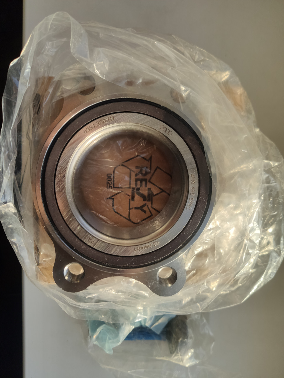 Замена ступичного подшипника — Audi Q5 (1G), 2 л, 2013 года | визит на ...