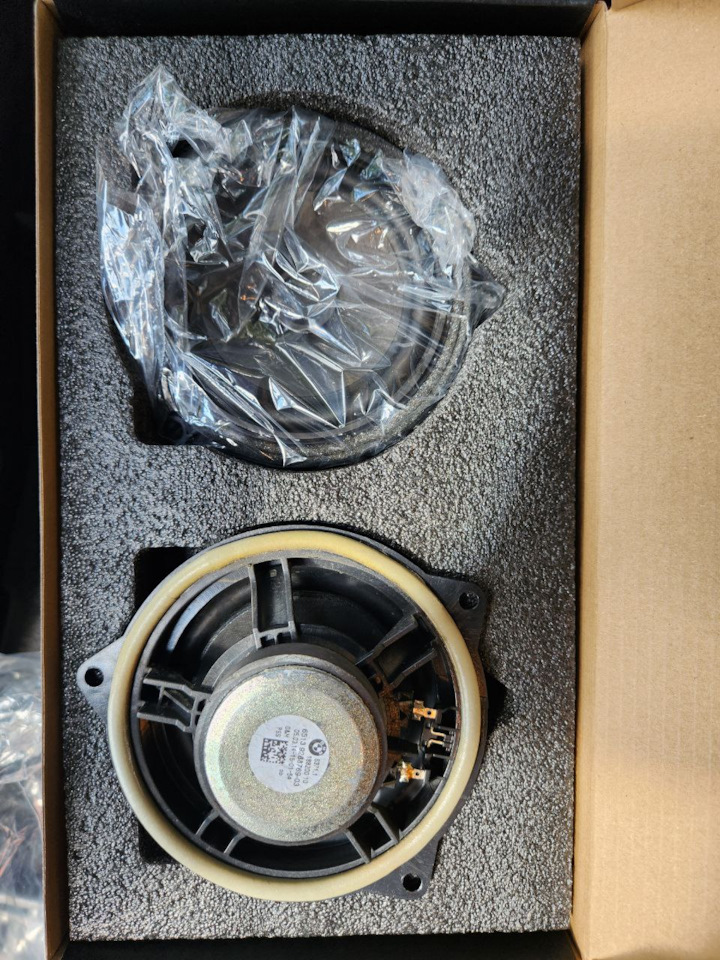 Разные динамики для BMW F серии на BMW 3 series (F30). Б/у | 2 500 ₽ в ...