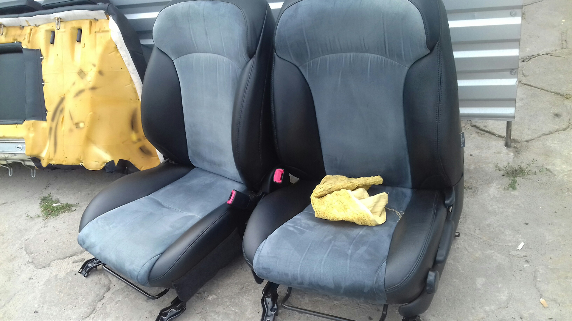 Замена накладки ручки кпп — Skoda Octavia Scout A5 Mk2, 1,8 л, 2012 ...