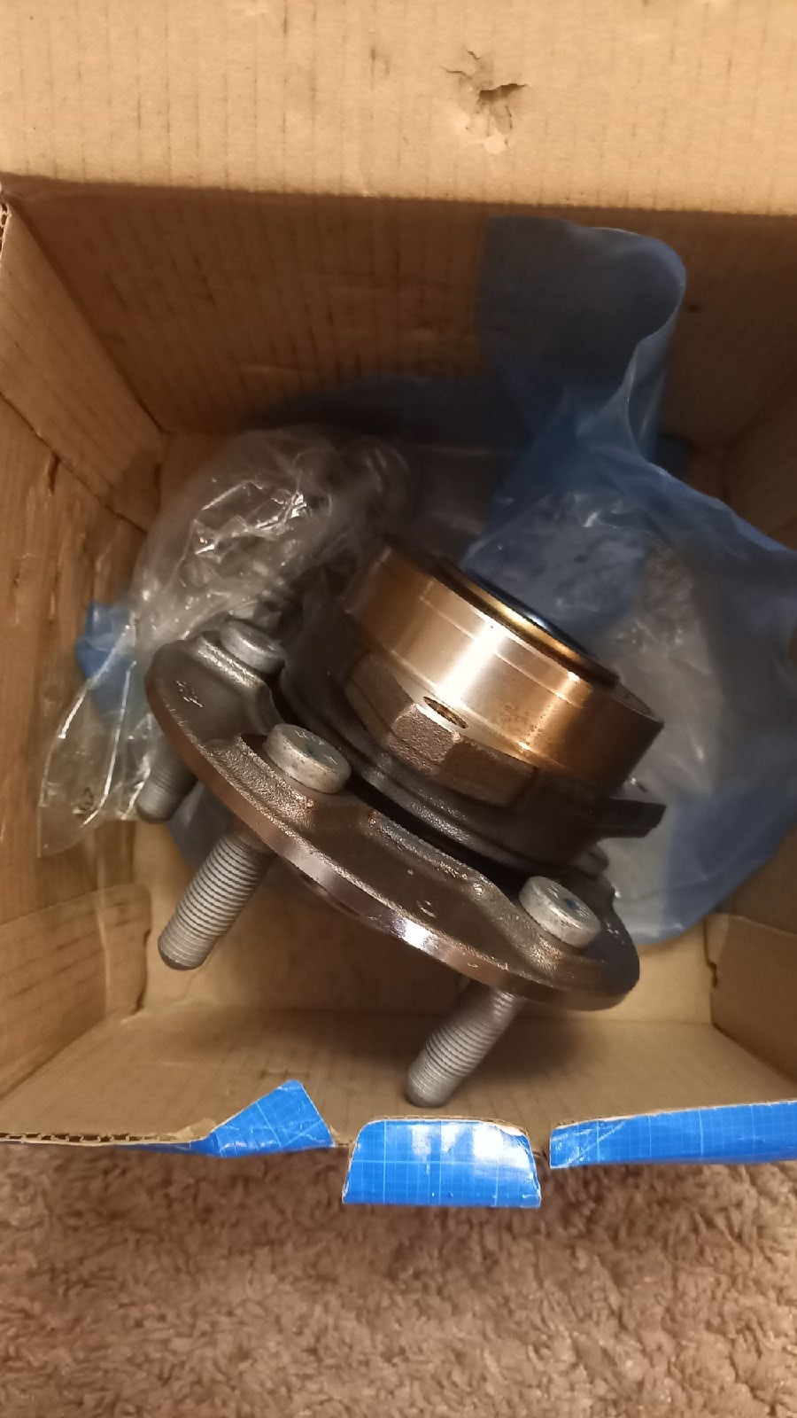 Новый аккумулятор AGM, а также ступичные подшипники и по мелочи — Opel ...