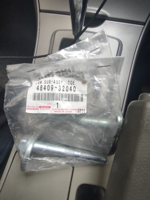 4840932040 БОЛТ РЕГУЛИРОВОЧНЫЙ/CAM SUB-ASSY, TOE 48409-32040 TOYOTA ...