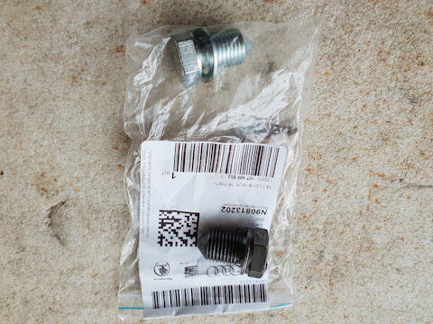 N90813202 Болт M14x1,5x22mm сливной поддона / 95~ VAG | Запчасти на DRIVE2