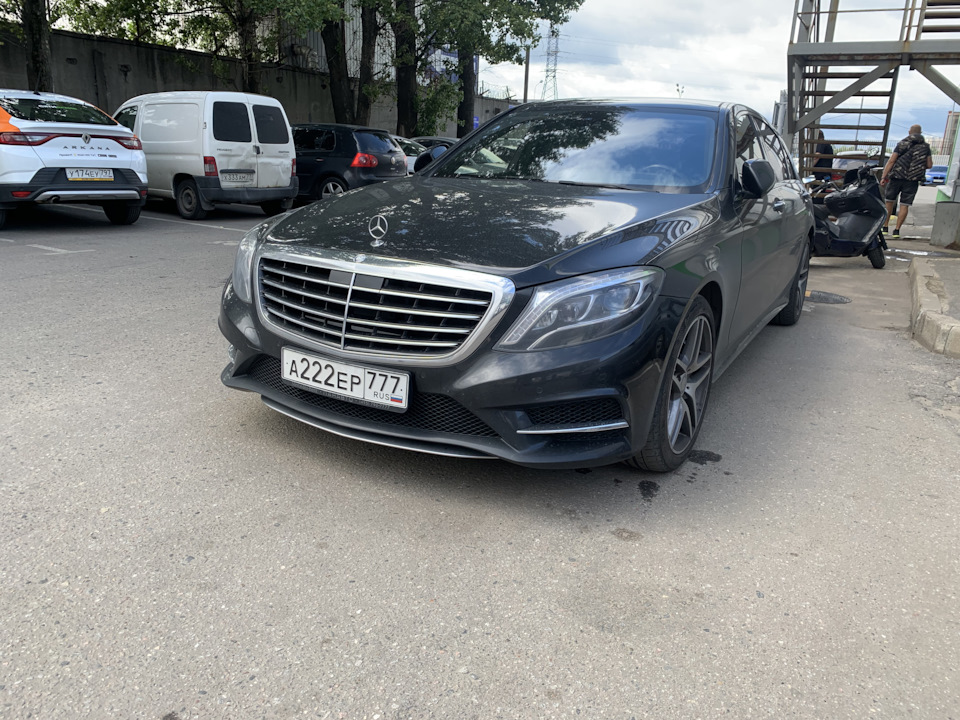 АКБ Старт Стоп — Mercedes Benz S Class W222 4 7 л 2015 года