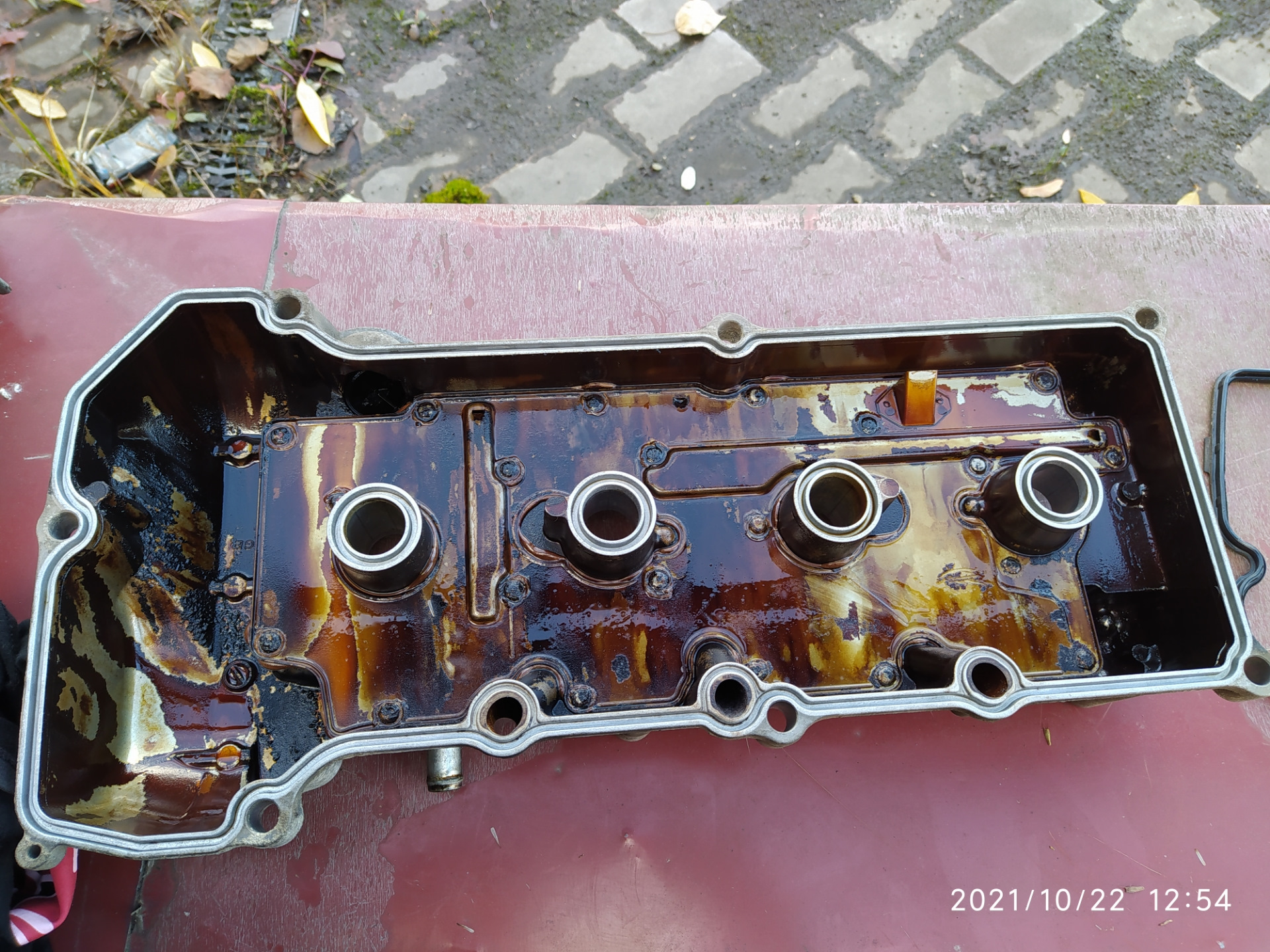 Замена прокладки клапан ной крышки — Suzuki SX4 (1G), 1,6 л, 2009 года ...
