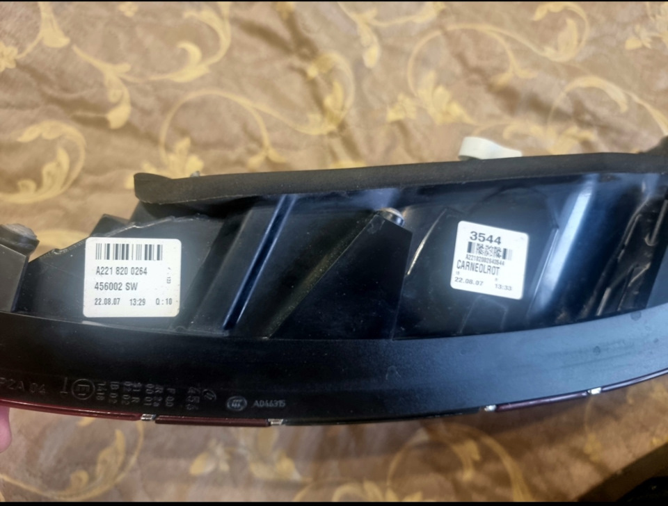 A2218200264 Задний правый фонарь Mercedes | Запчасти на DRIVE2