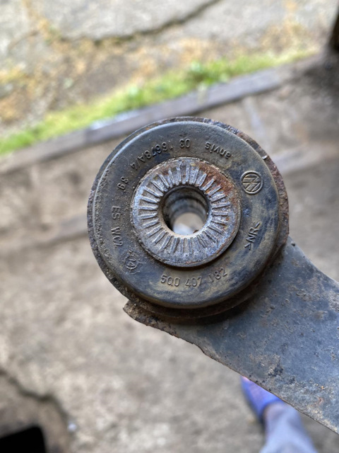 5Q0407182 Подвеска, рычаг независимой подвески колеса VAG | Запчасти на ...