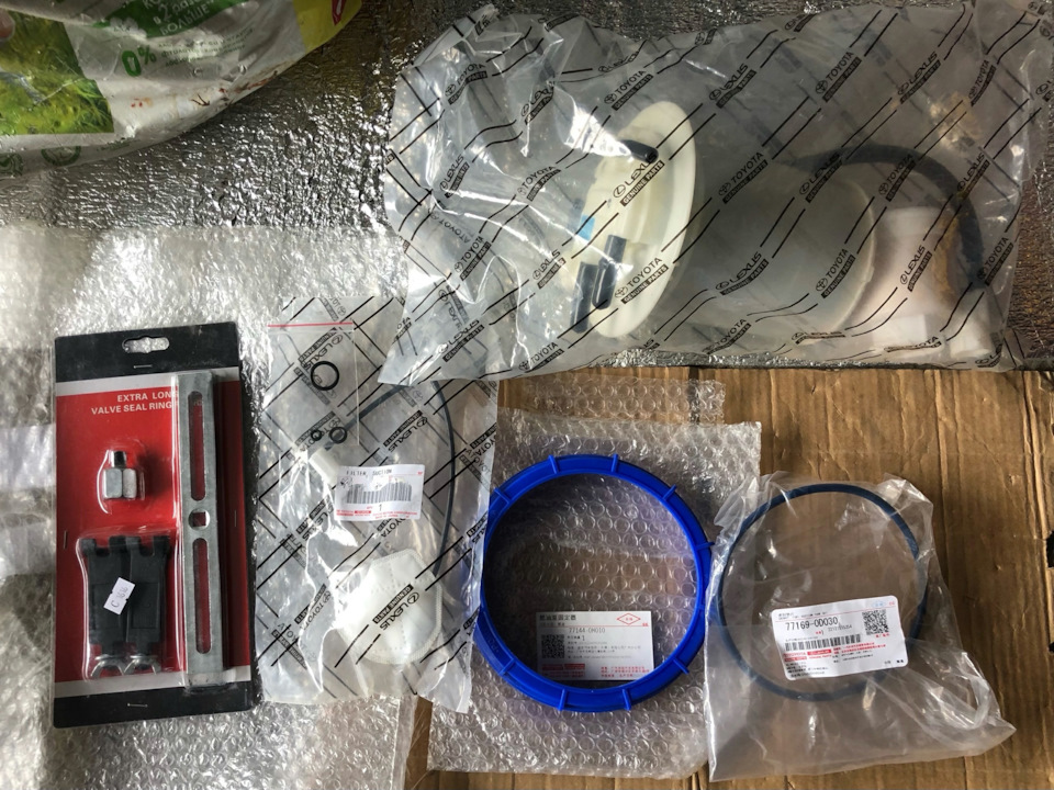 Замена Антифриза и Топливного фильтра — Toyota Corolla (160), 1,6 л ...