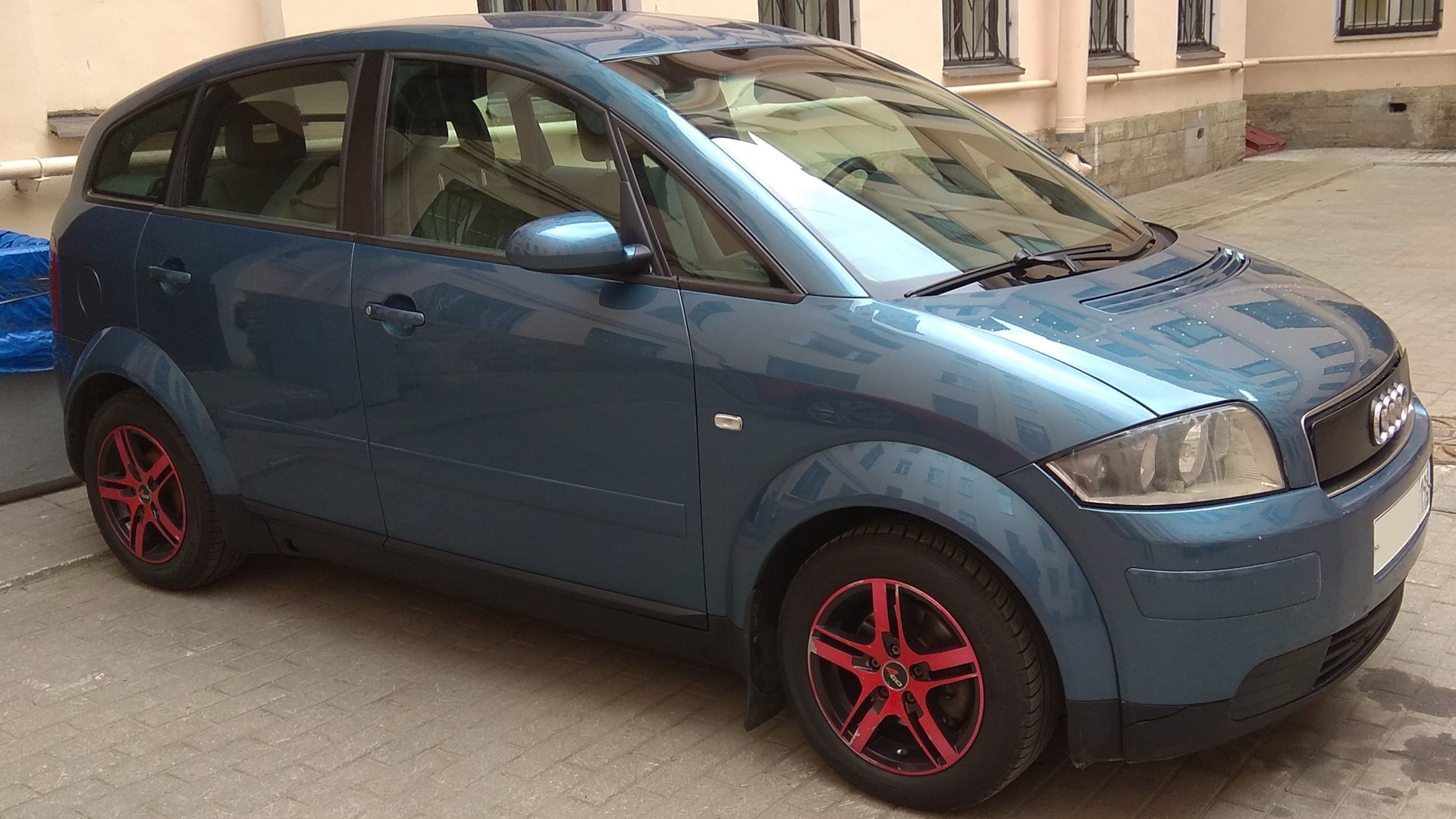 Audi A2 1.4 бензиновый 2000 | на DRIVE2