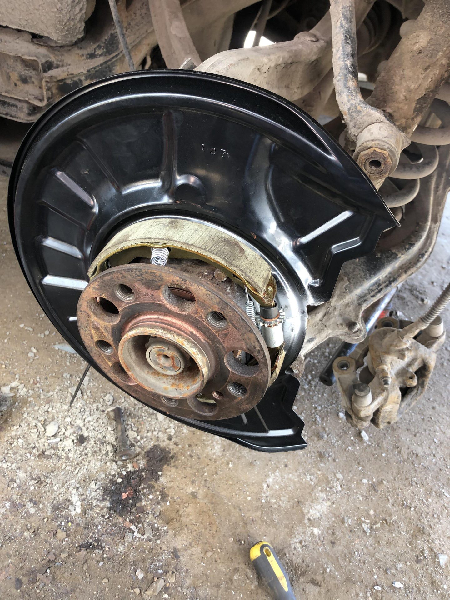 Ревизия ручника — Mercedes-Benz C-Class (W204), 1,8 л, 2008 года ...