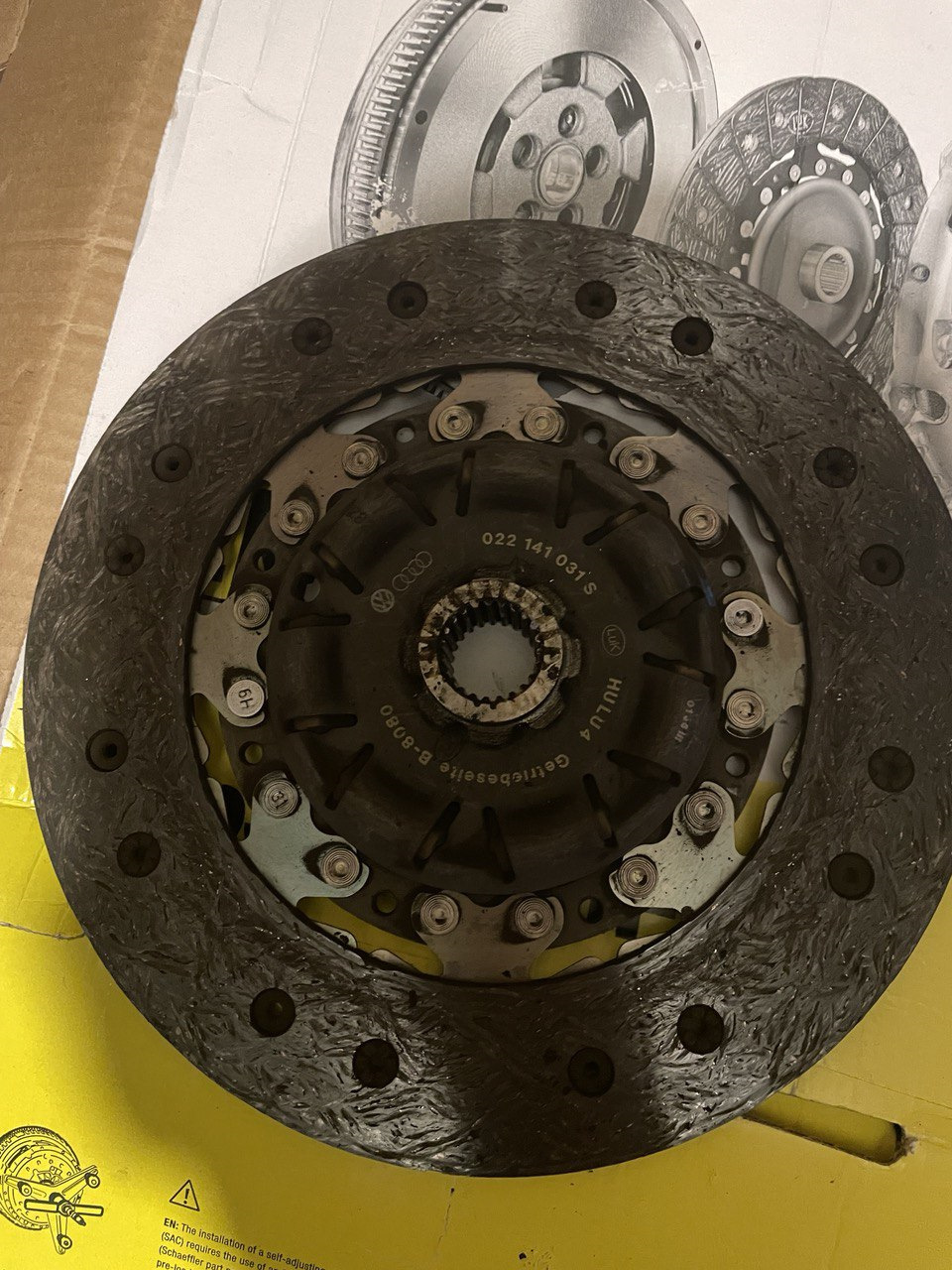 Замена сцепления и маховика — Volkswagen Passat B8, 2 л, 2016 года ...