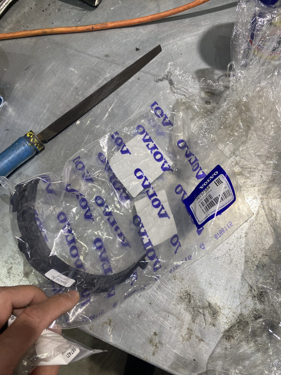 30757554 Крышка Volvo | Запчасти на DRIVE2