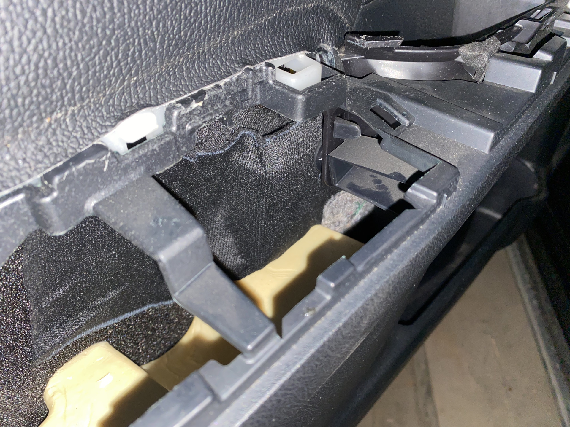 Автоматическое складывание зеркал. — Toyota Camry (XV50), 2 л, 2013 ...
