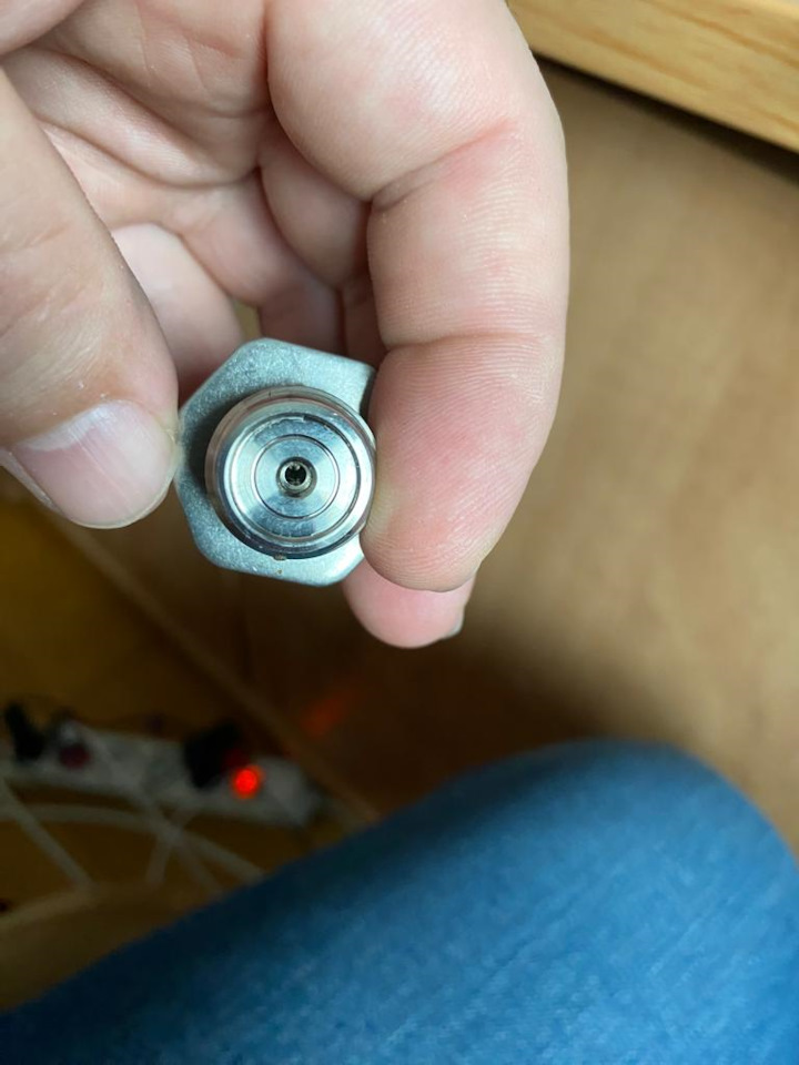 A0009052701 Датчик давления топливной рампы Mercedes | Запчасти на DRIVE2