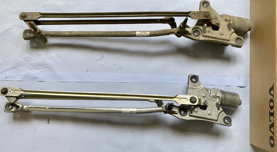 31253518 ТРАПЕЦИЯ СТЕКЛООЧИСТИТЕЛЯ S40 (04-…), V50 (04-…) БЕЗ МОТОРА ...