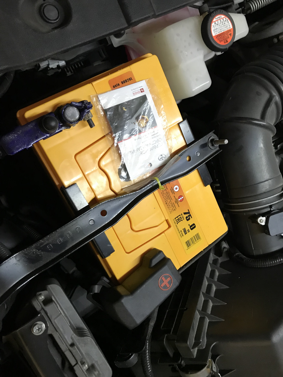 Импортозамещение аккумулятора — Lexus NX (1G), 2 л, 2015 года ...