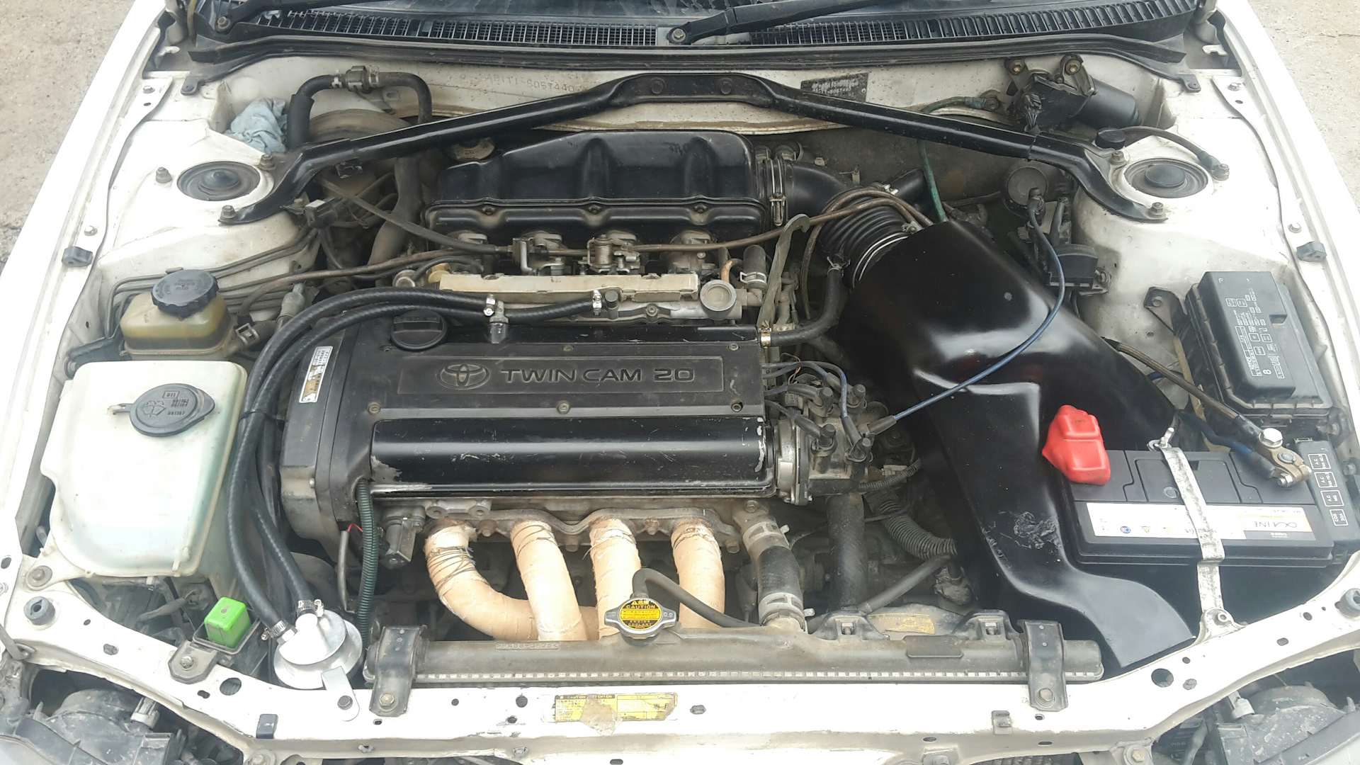Tom's Super Air Intake и маслопомойка — Toyota Sprinter Trueno (111), 1 ...