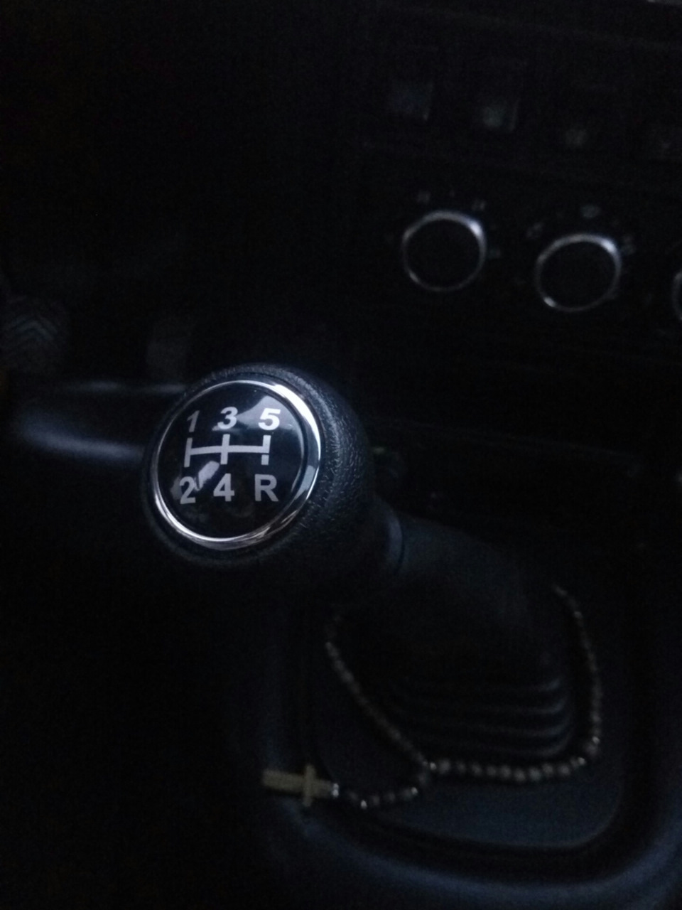 Ручка кпп — ГАЗ 3102, 2,3 л, 2006 года | аксессуары | DRIVE2