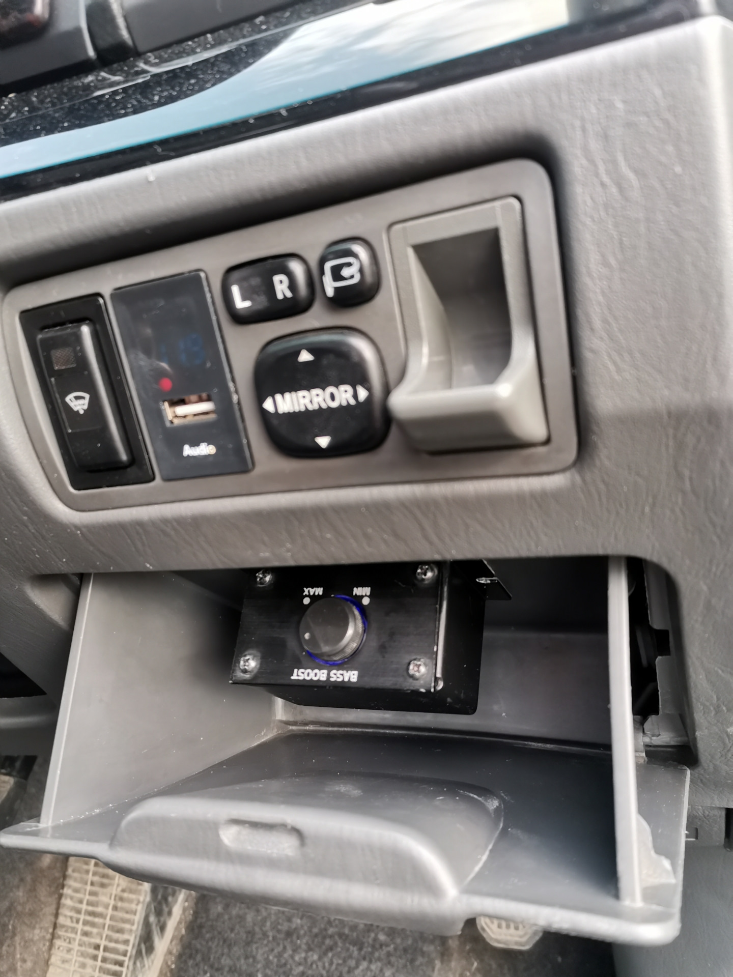 #Bassboost Дистанционный регулятор баса — Toyota Allion (T240), 1,5 л ...