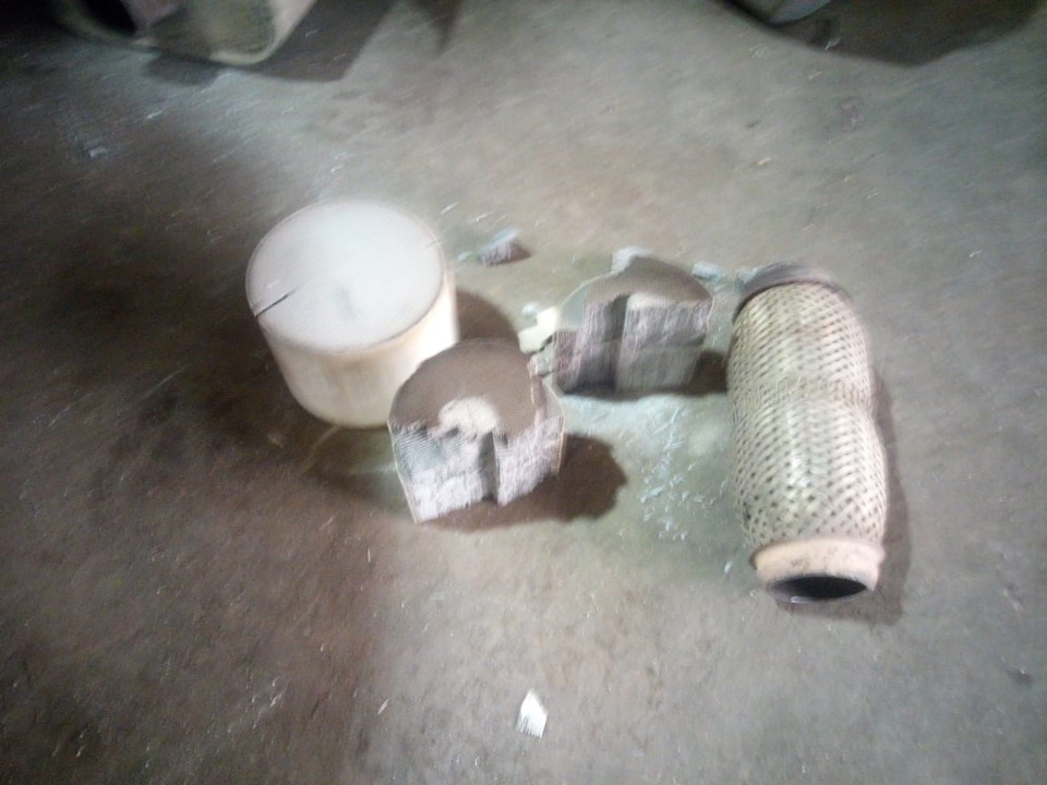 Замена катализатора на пламягаситель — KIA Cerato (2G), 1,6 л, 2010 ...