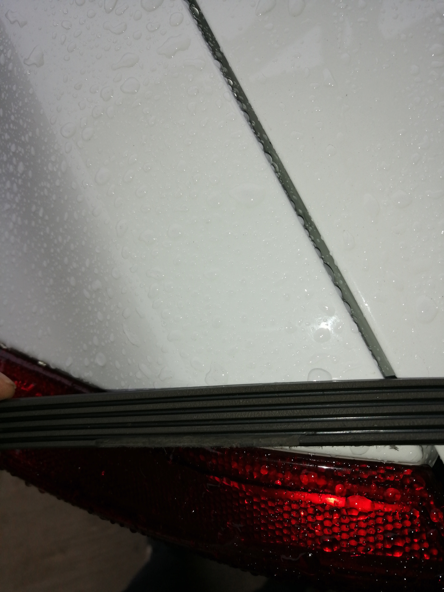 Замена ремня генератора и натяжителя — Volvo S80 (2G), 2,5 л, 2010 года ...