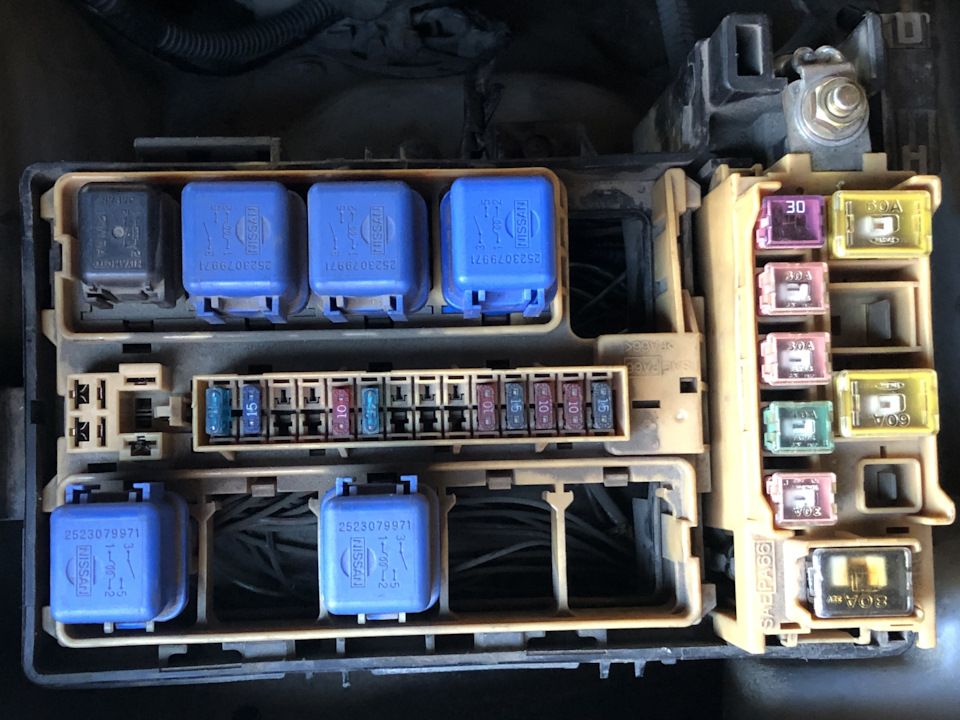 2523079971 Реле NISSAN INFINITI | Запчасти на DRIVE2