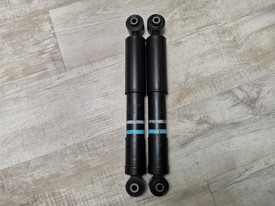 Амортизаторы задние RAV4 ACA31W / Vaguard 48531-42320, 48531-48380 ...