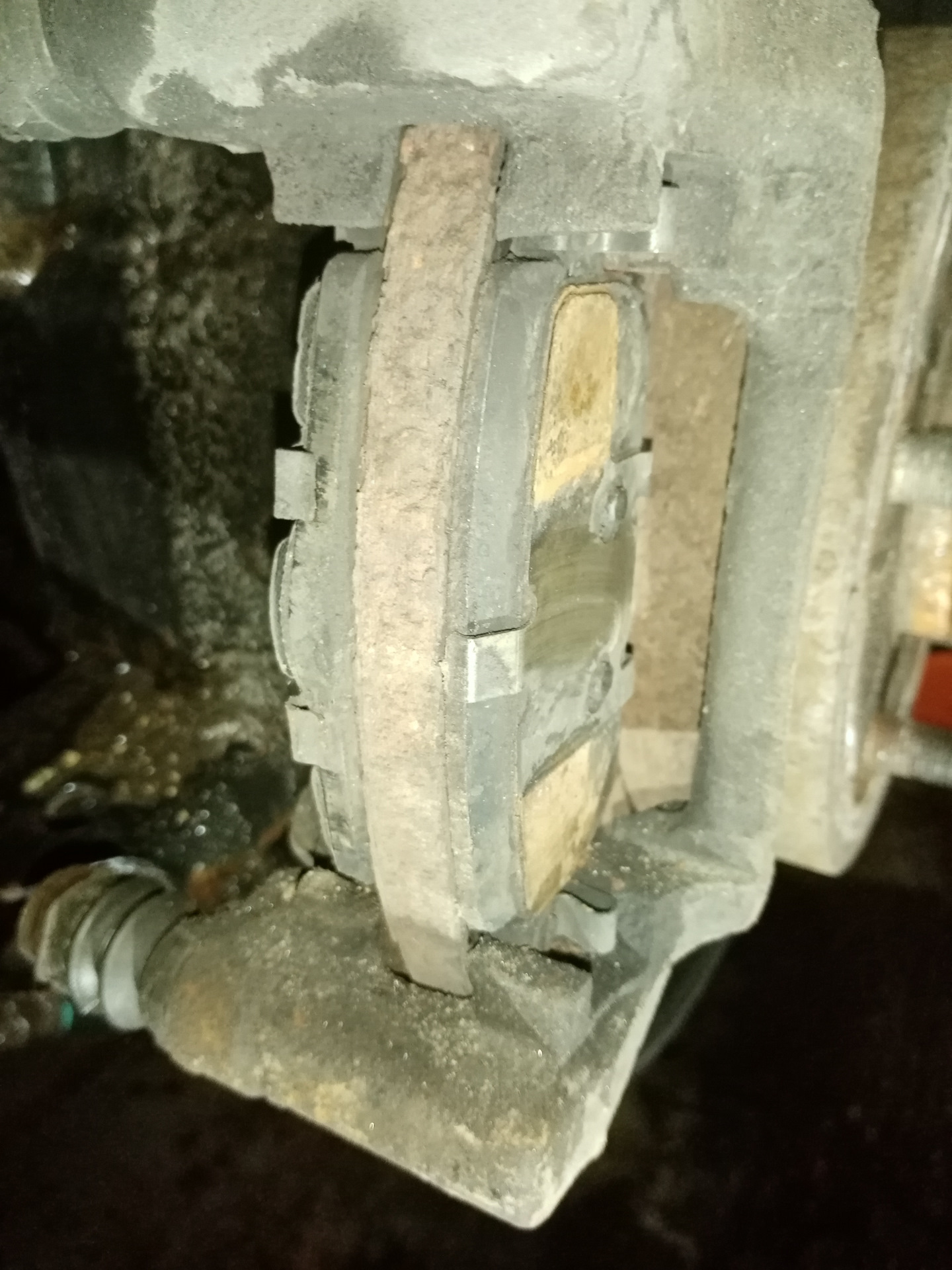Замена задних колодок J11 — Nissan Qashqai (2G), 2 л, 2017 года ...