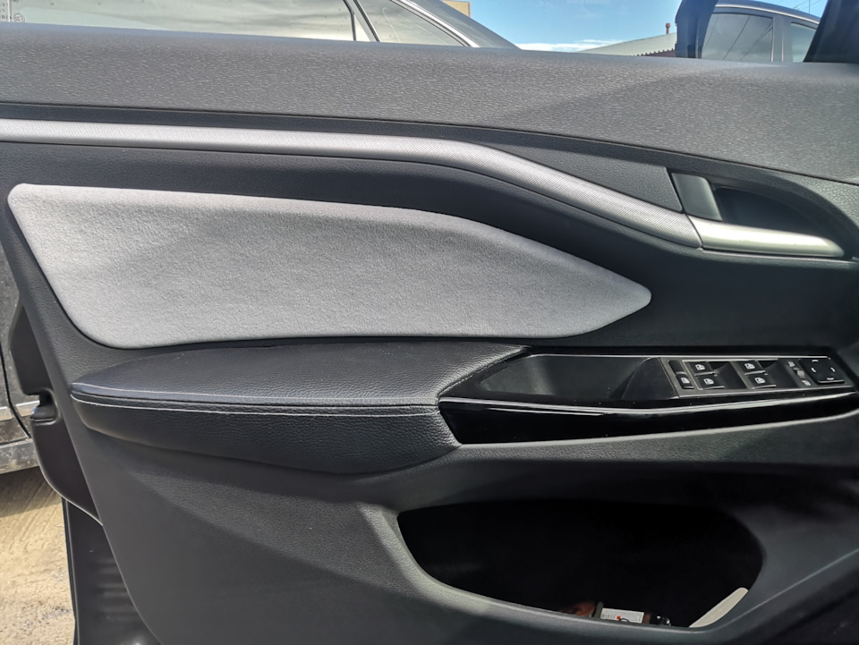 Мягкие подлокотники. — Lada Vesta SW (1G), 1,6 л, 2021 года | своими ...