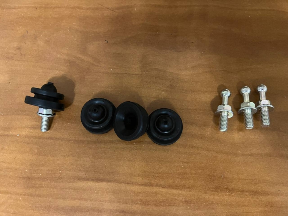 Быстросъемы на крышку двигателя — Chevrolet Lacetti 5D, 1,6 л, 2006 ...