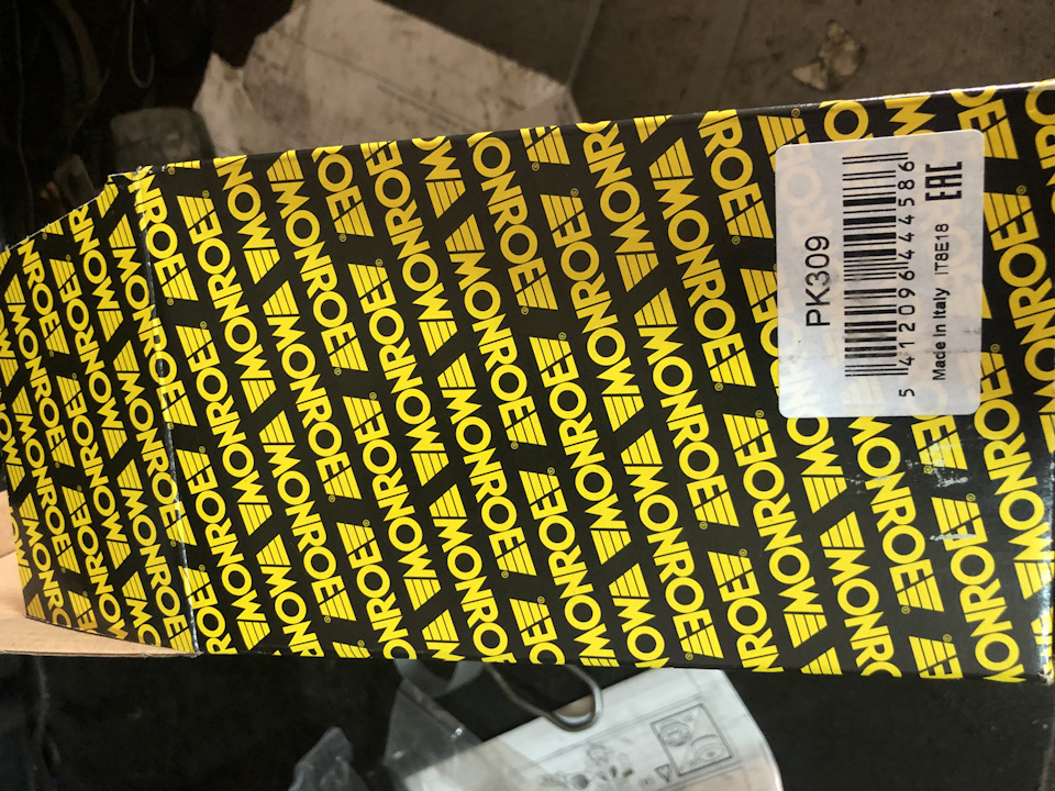 Задние амортизаторы… — Nissan X-Trail II (t31), 2 л, 2008 года ...