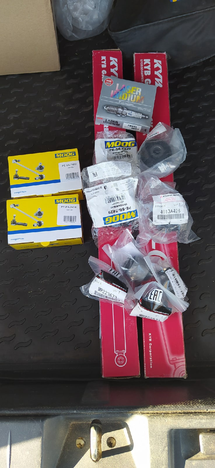 Замена рулевых наконечников, сайлентблоков передних рычагов и косточек ...