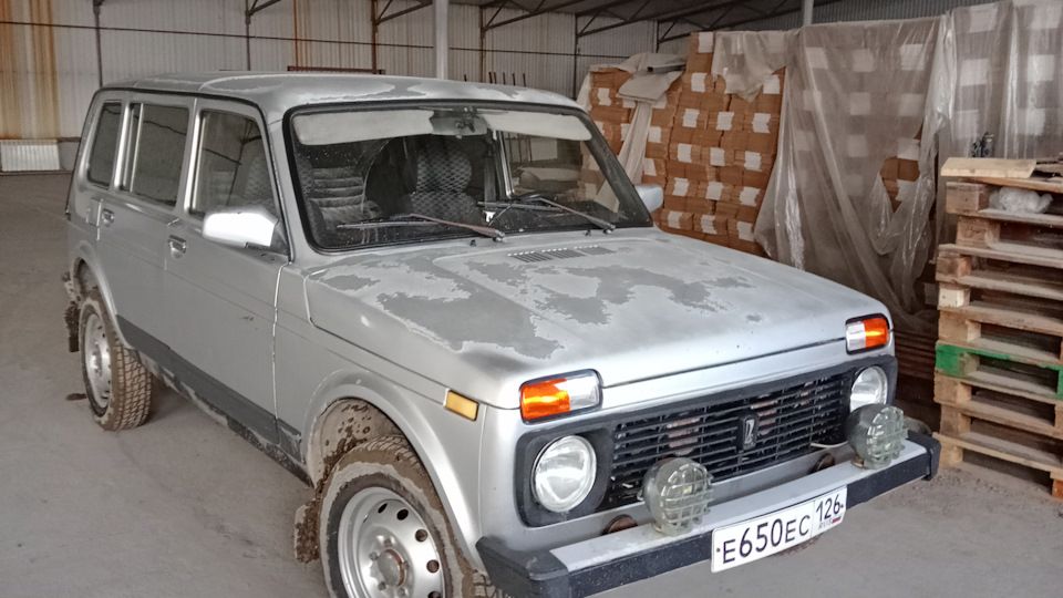 Lada 2131 1.7 бензиновый 2003 | Серебристый вездеход на DRIVE2