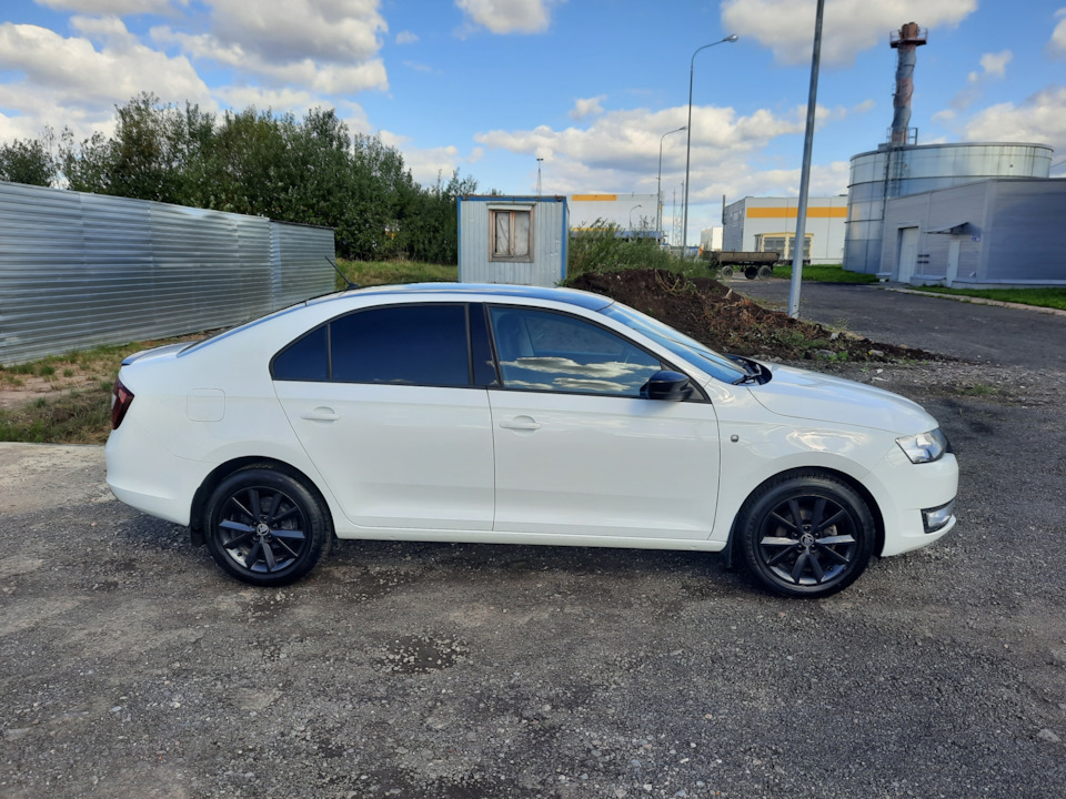 Переобулись в 205/55 16 — Skoda Rapid (1G), 1,6 л, 2016 года | шины ...