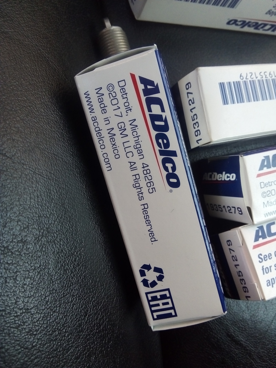 Замена свечей зажигания и термостата. — Chevrolet TrailBlazer (1G), 4,2 ...