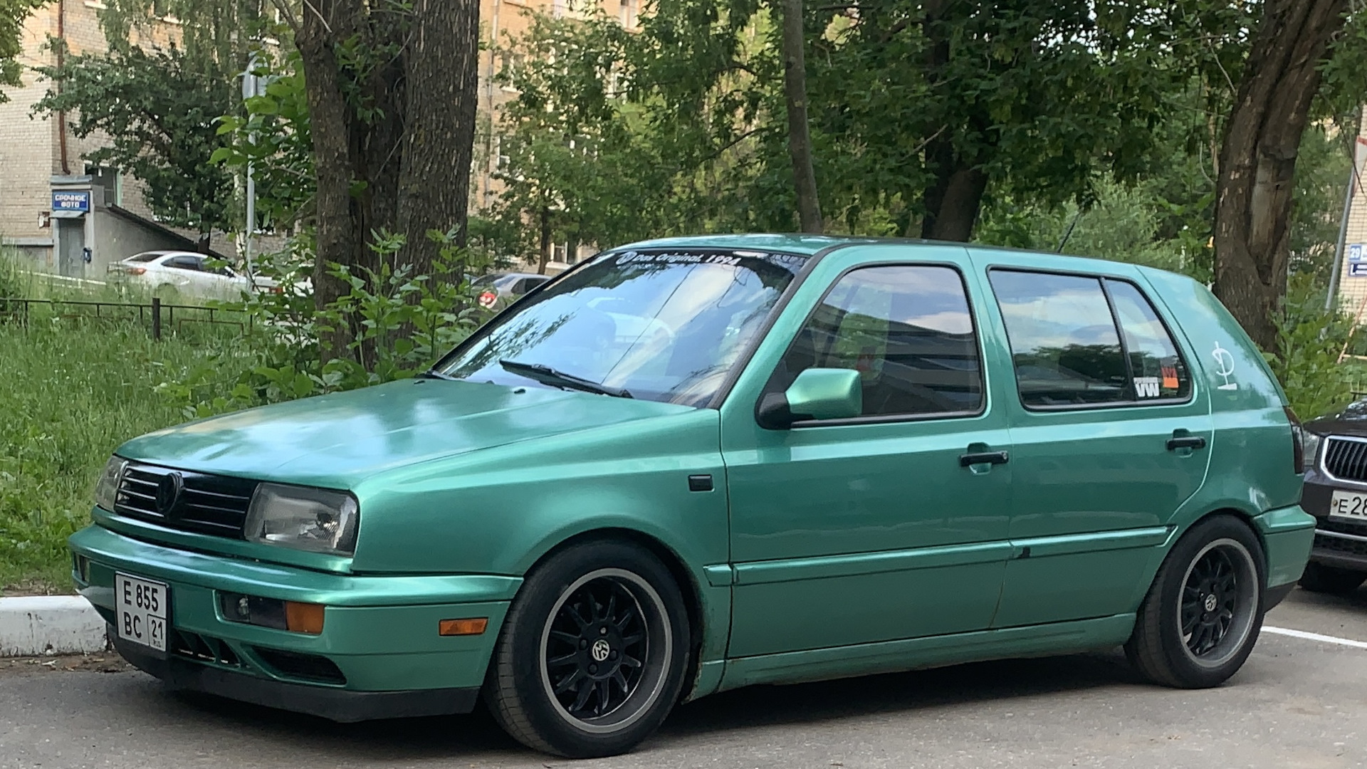 Volkswagen Golf Mk3 1.6 бензиновый 1994 | III Pink Floyd edition на DRIVE2