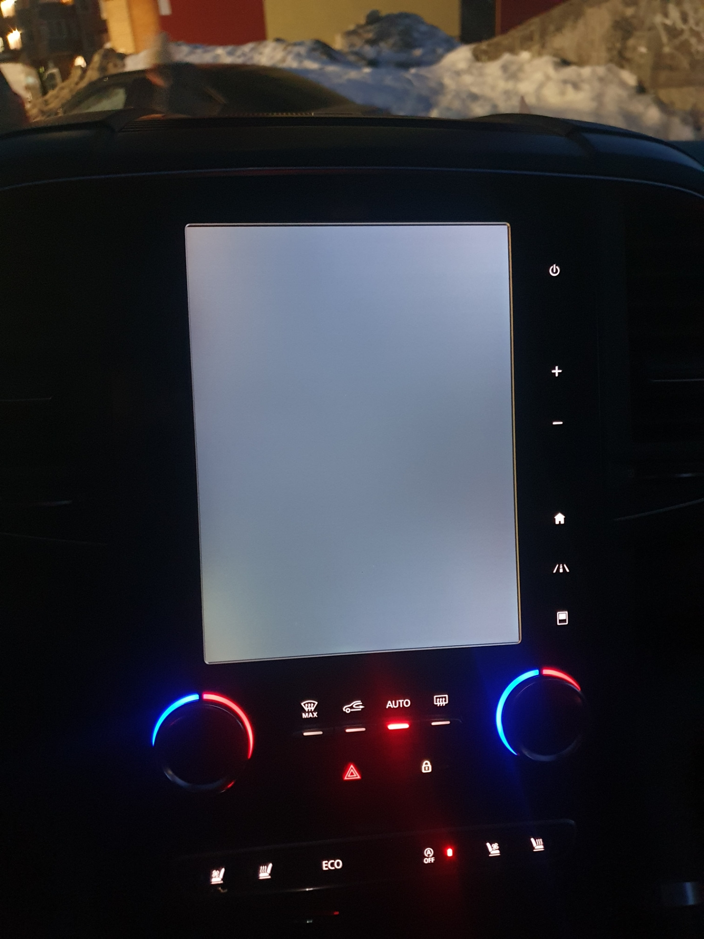 Нужна помощь — Samsung QM6, 2 л, 2018 года | электроника | DRIVE2