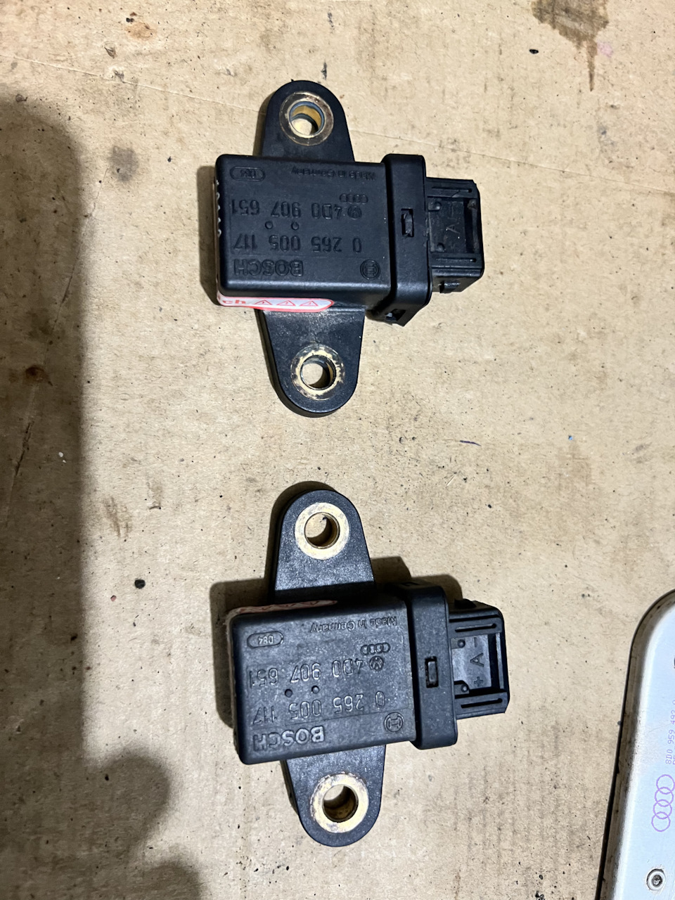 Датчик G200 — Audi A8 (D2), 3,3 л, 2002 года | своими руками | DRIVE2