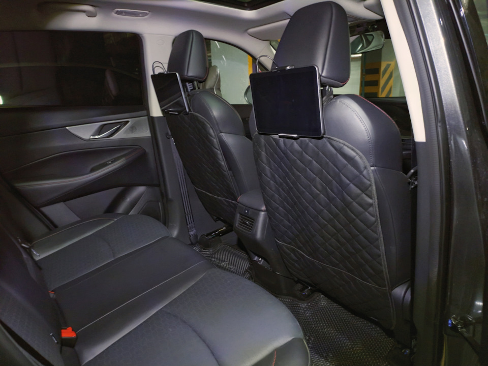 Защита от ног на сиденье + мониторы — Changan CS35 Plus (1Gf), 1,4 л ...