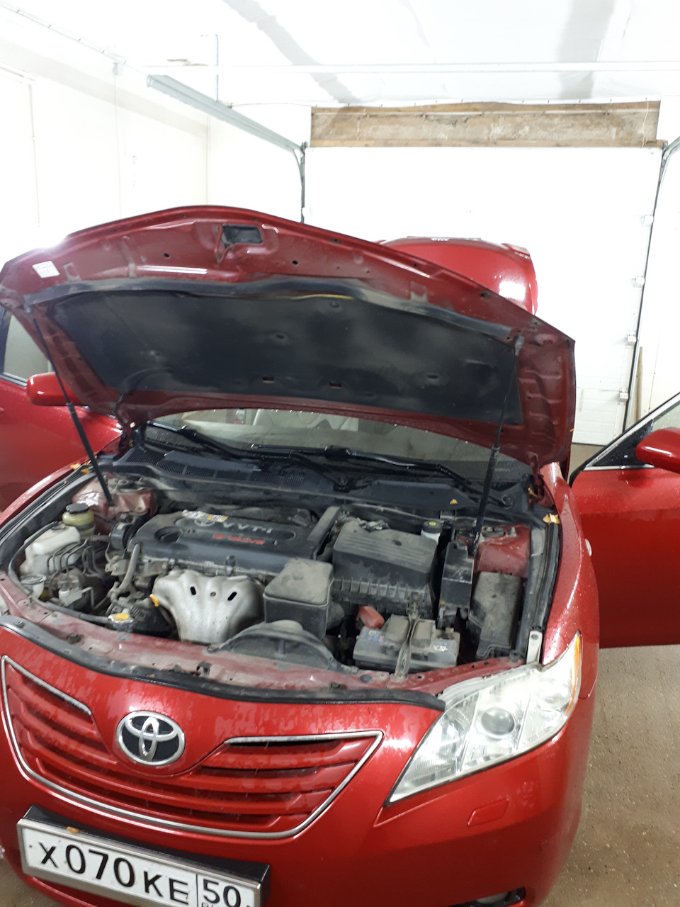 Гидро опора КПП от Audi 8J0199555D — Volkswagen Touran (1G), 2 л, 2013 ...