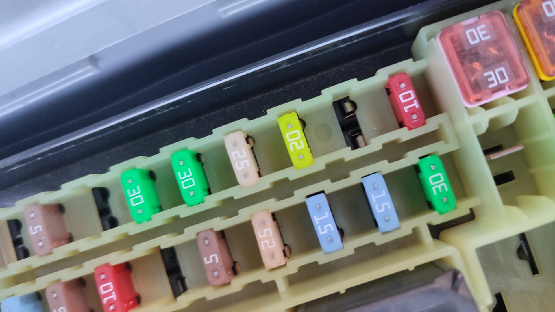 P2159(02) — Land Rover Discovery IV, 3 л, 2013 года | поломка | DRIVE2