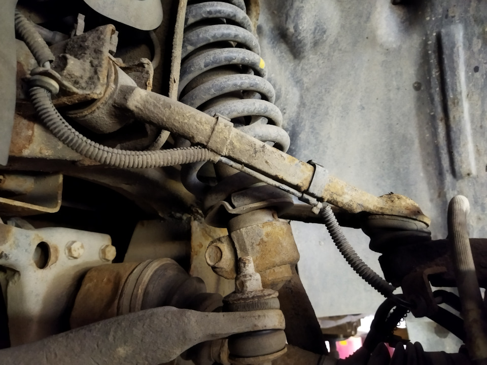 ТО 164 тыс. км плюс замена верхнего левого рычага. — SsangYong Kyron, 2 ...