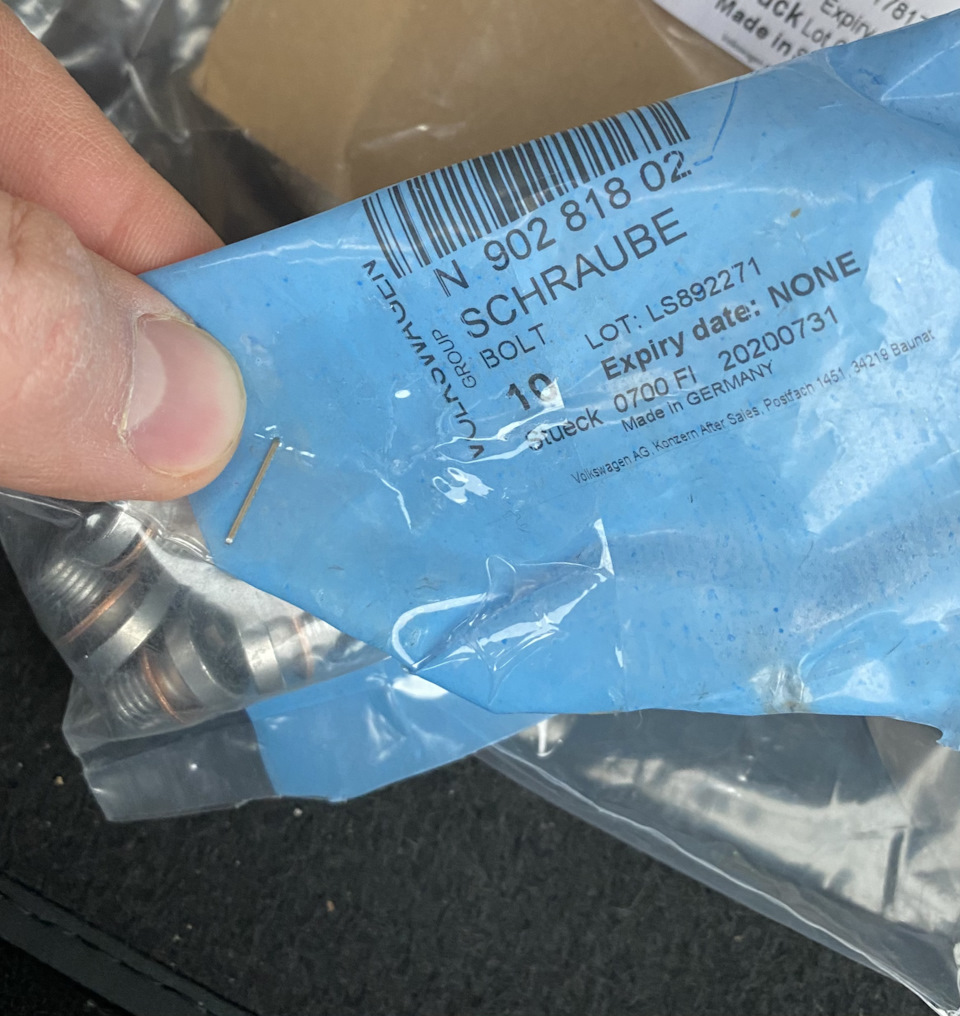 [FL] Замена масла в спортивном дифференциале — Audi A7 Sportback (1G ...