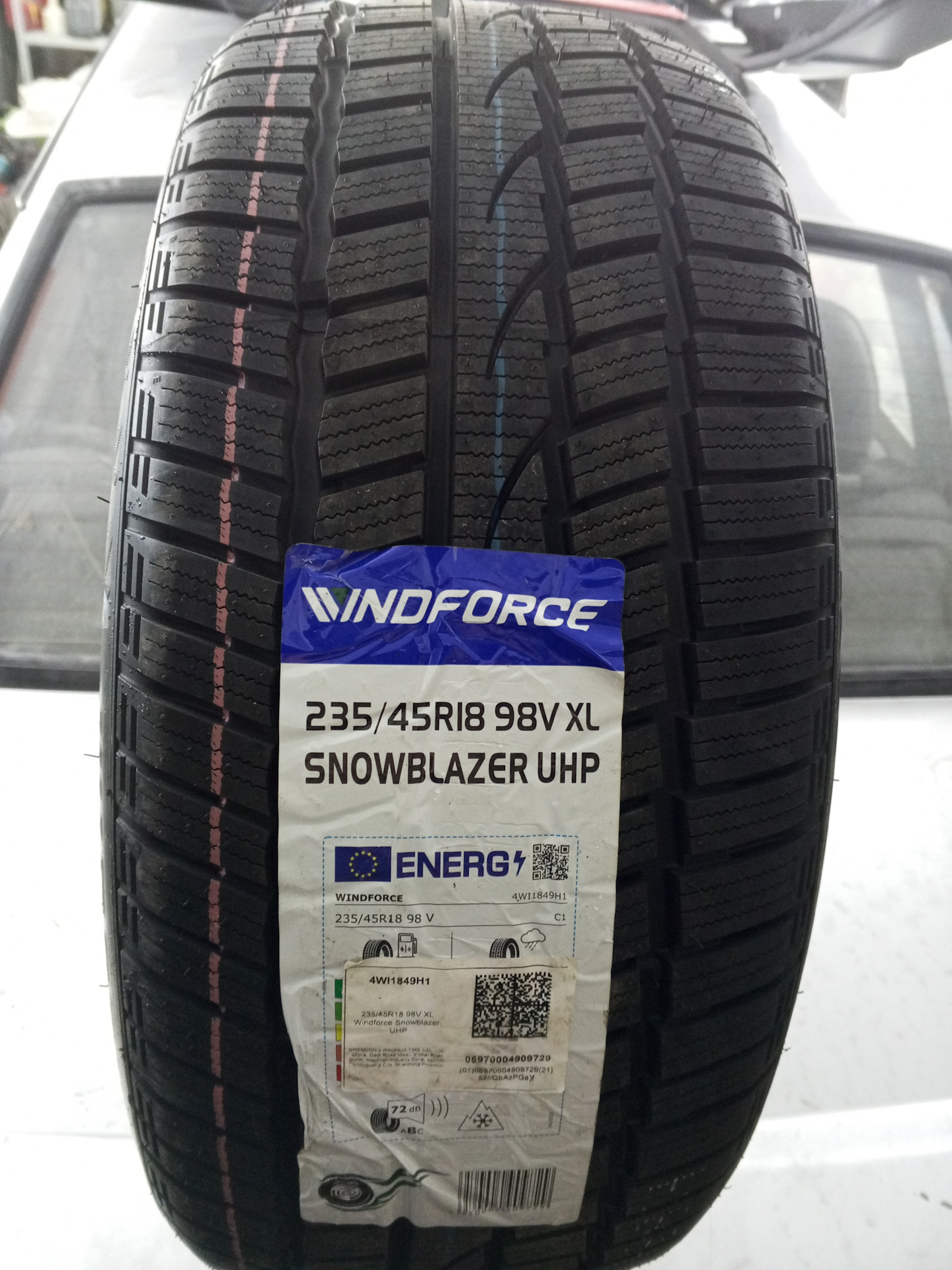 Покупка и переобувка резины. Windforce Snowblazer UHP 235\45\R18 — Ford Fusion (America) (2G), 1 ...