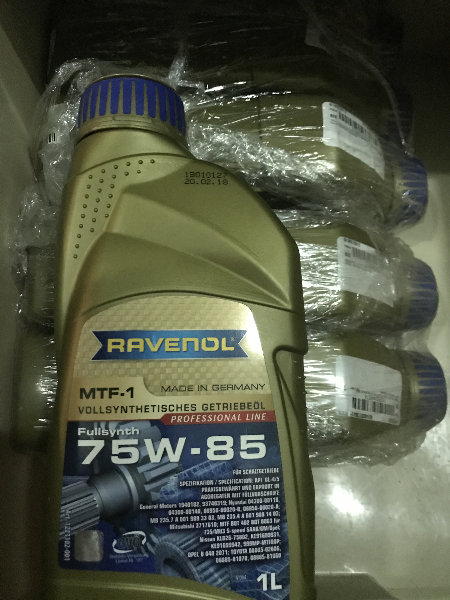 Замена масла в моторе и трансмиссии — Land Rover Discovery IV, 3 л ...