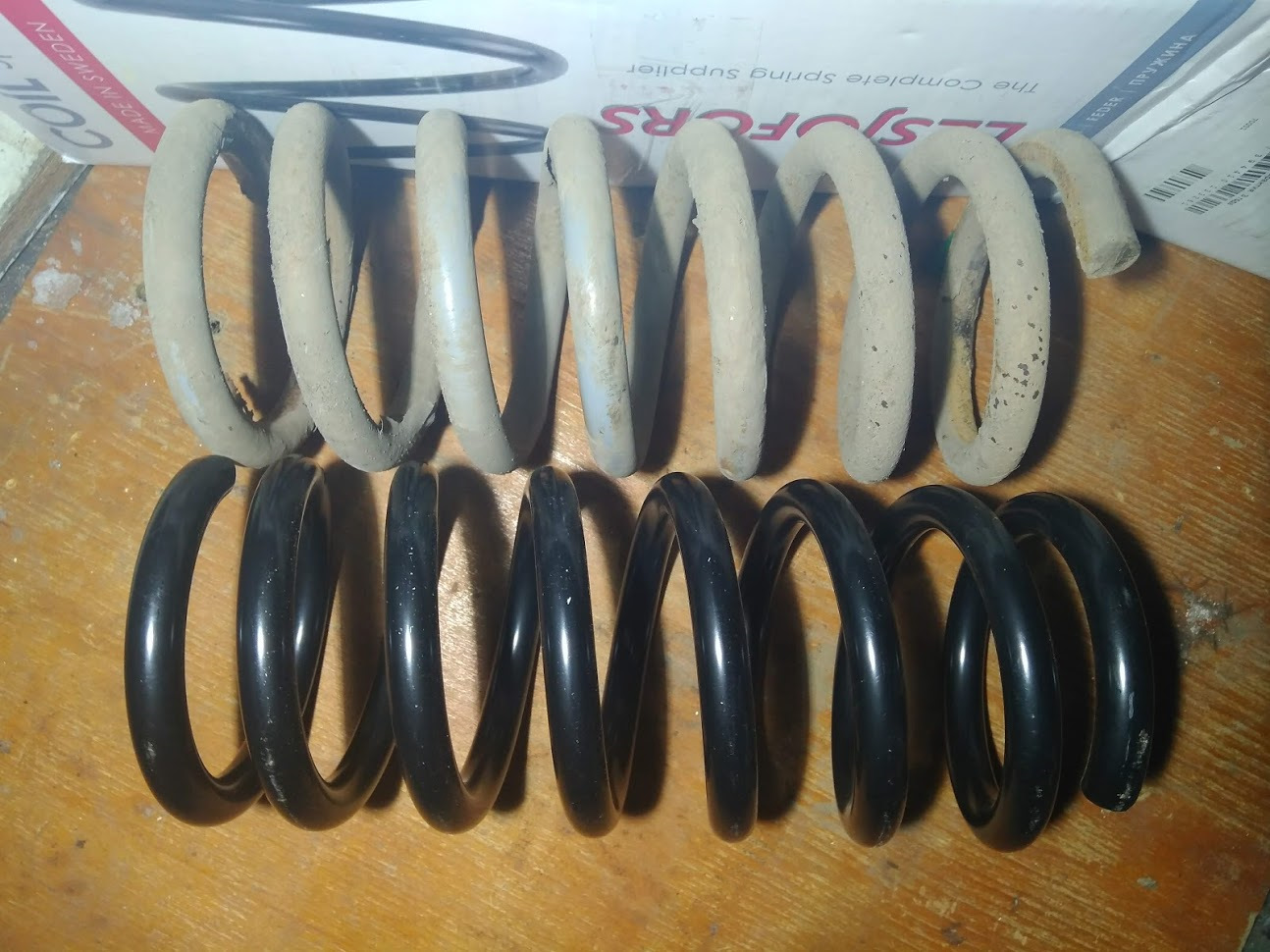 Установка передних пружин Lesjofors. Частичка Швеции в Ниву. — Lada 4x4 ...