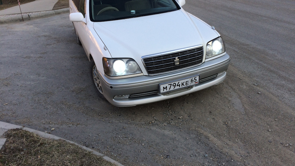 Toyota Crown (S170) 3.0 бензиновый 1999 | 3.0 JZS-175 2JZ-FSE на DRIVE2