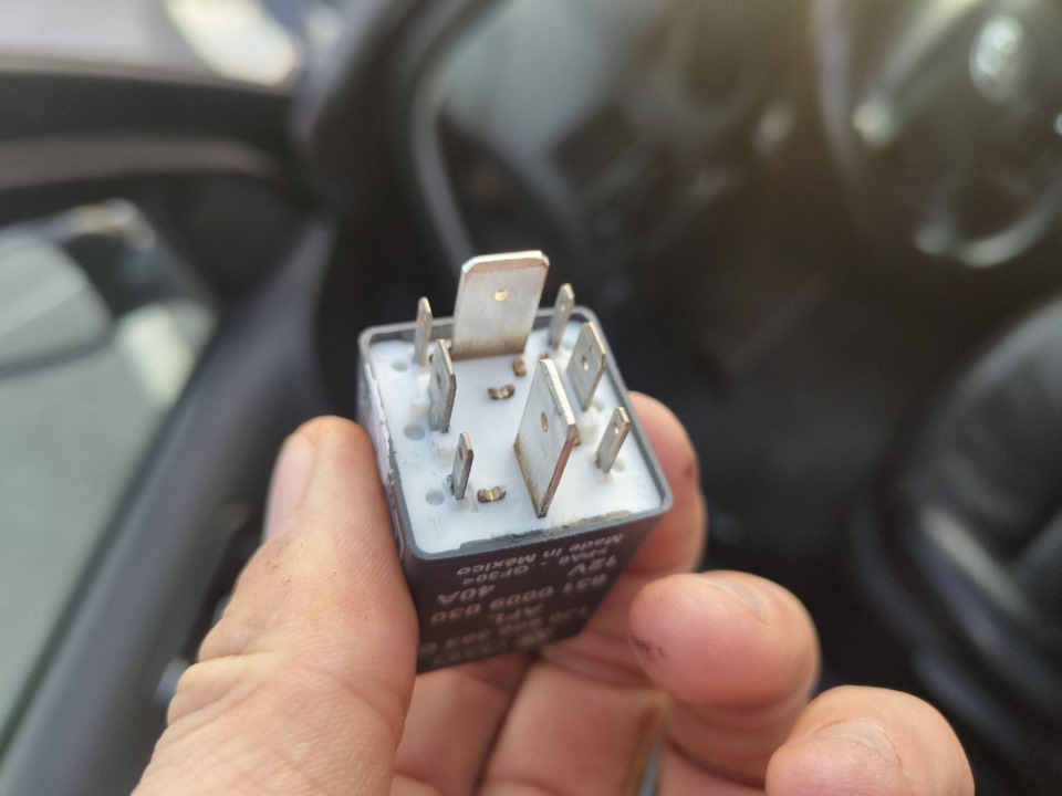 Реле 409, К.З. ЭБУ на массу, ABS, Ошибка 01166. AWP — Volkswagen Jetta ...