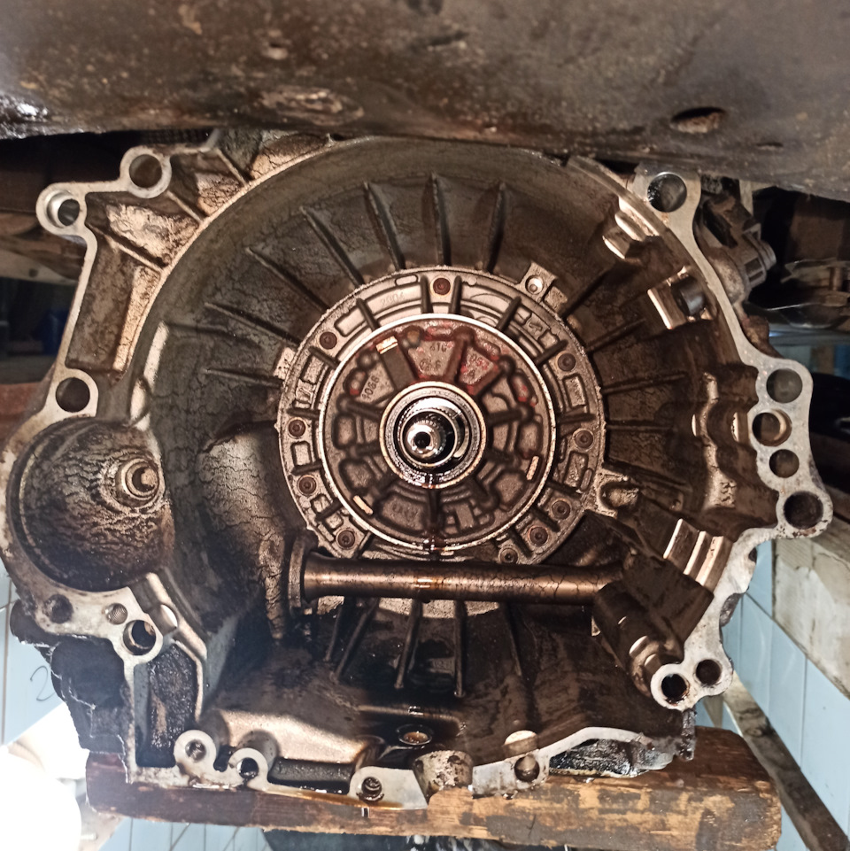 Гидротрансформатор акпп, замена. — Audi A6 (C6), 3 л, 2005 года ...